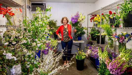 Florist School Online Growing Your Business With Local Flower Sourcin