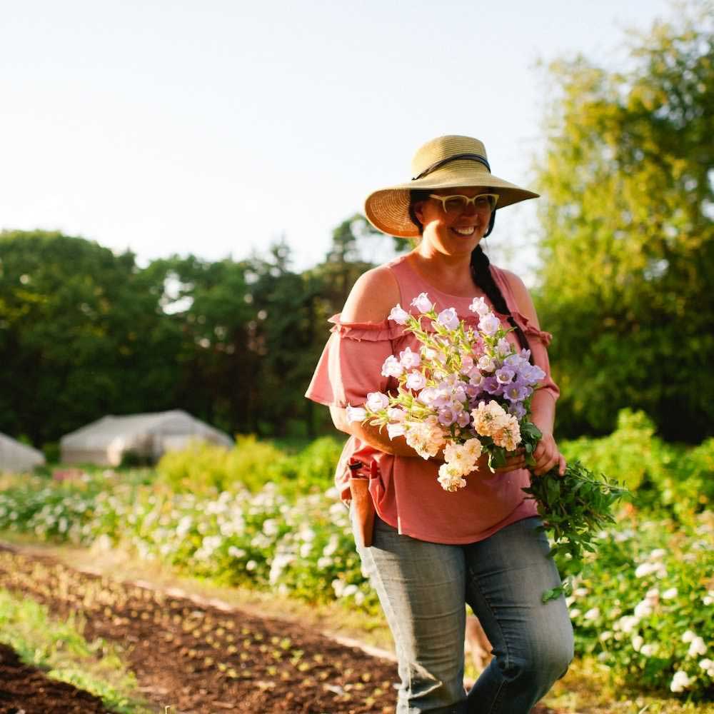 Farmer-Florist School Online: The Wedding Process – The Gardener's Workshop