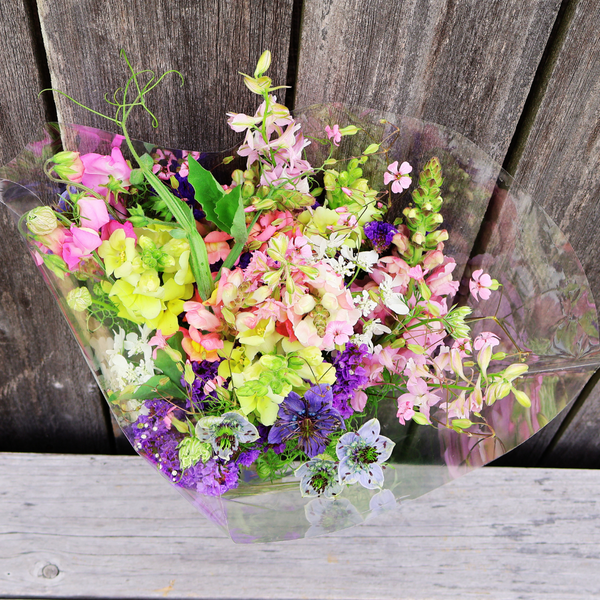 Clear Bouquet Sleeves 20" - The Gardener's Workshop